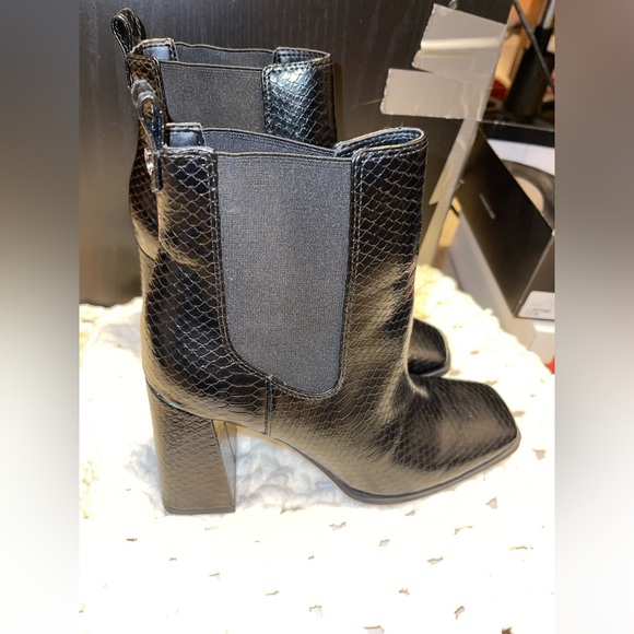 Sam Edelman | Shoes | Sam Edelman Black Snake Skin Platform Boots 8 ...